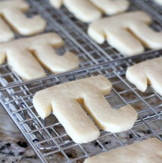 Easy recipes, gluten free desserts, and food photography. | A Baker's House